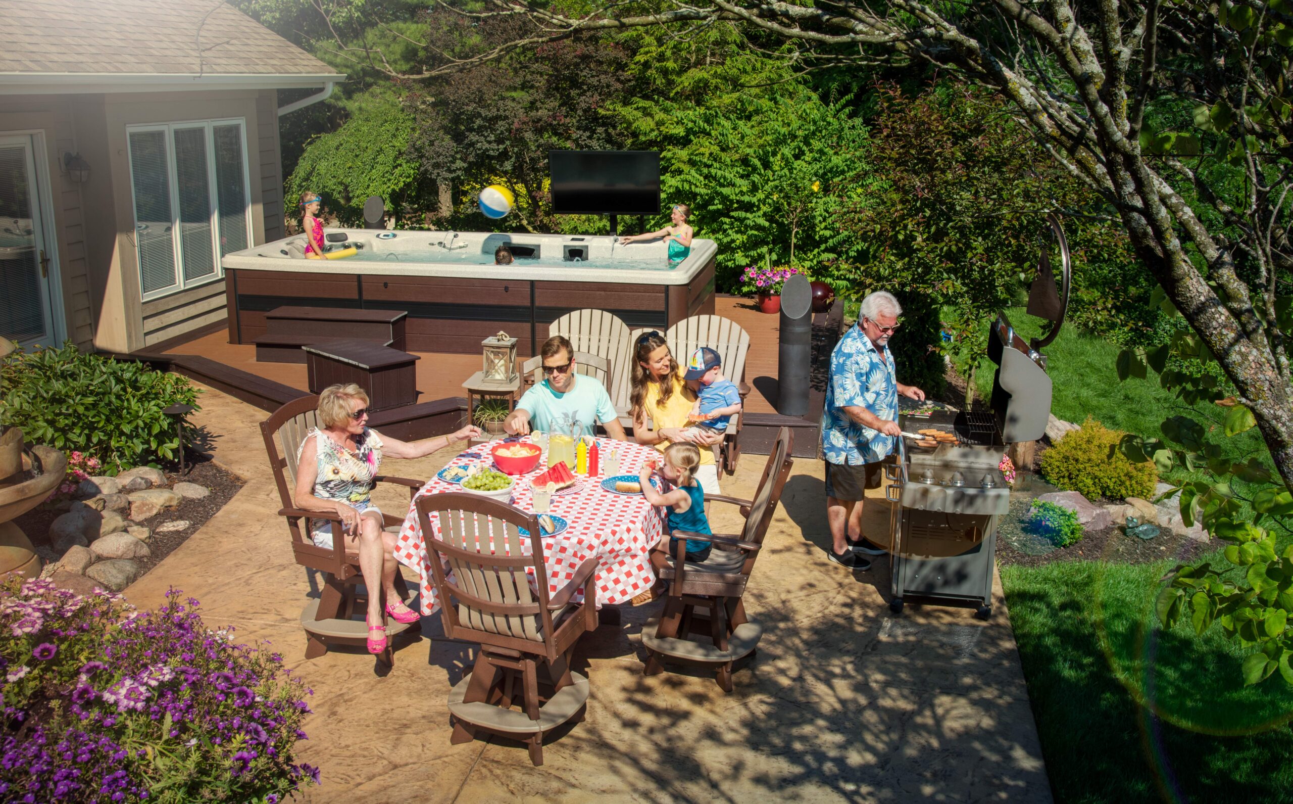 Create an ideal backyard for multigenerational living - H2X Blog