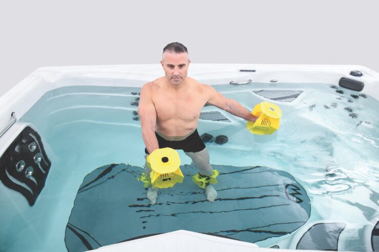 Water dumbbell workouts: A beginner’s guide - H2X Blog