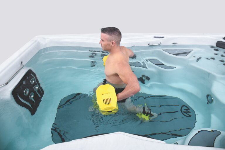 Water dumbbell workouts: A beginner’s guide - H2X Blog